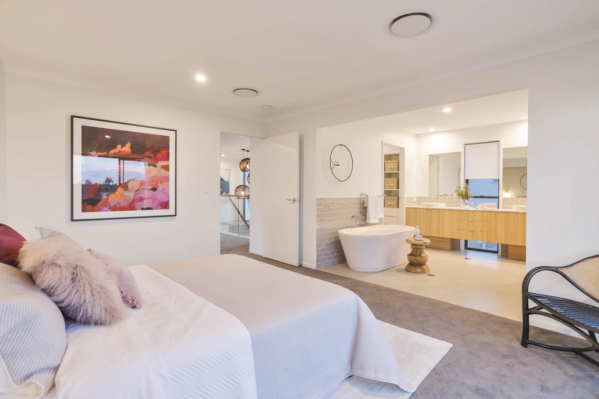 5 Unique and Modern Ensuite Design Ideas [2025]